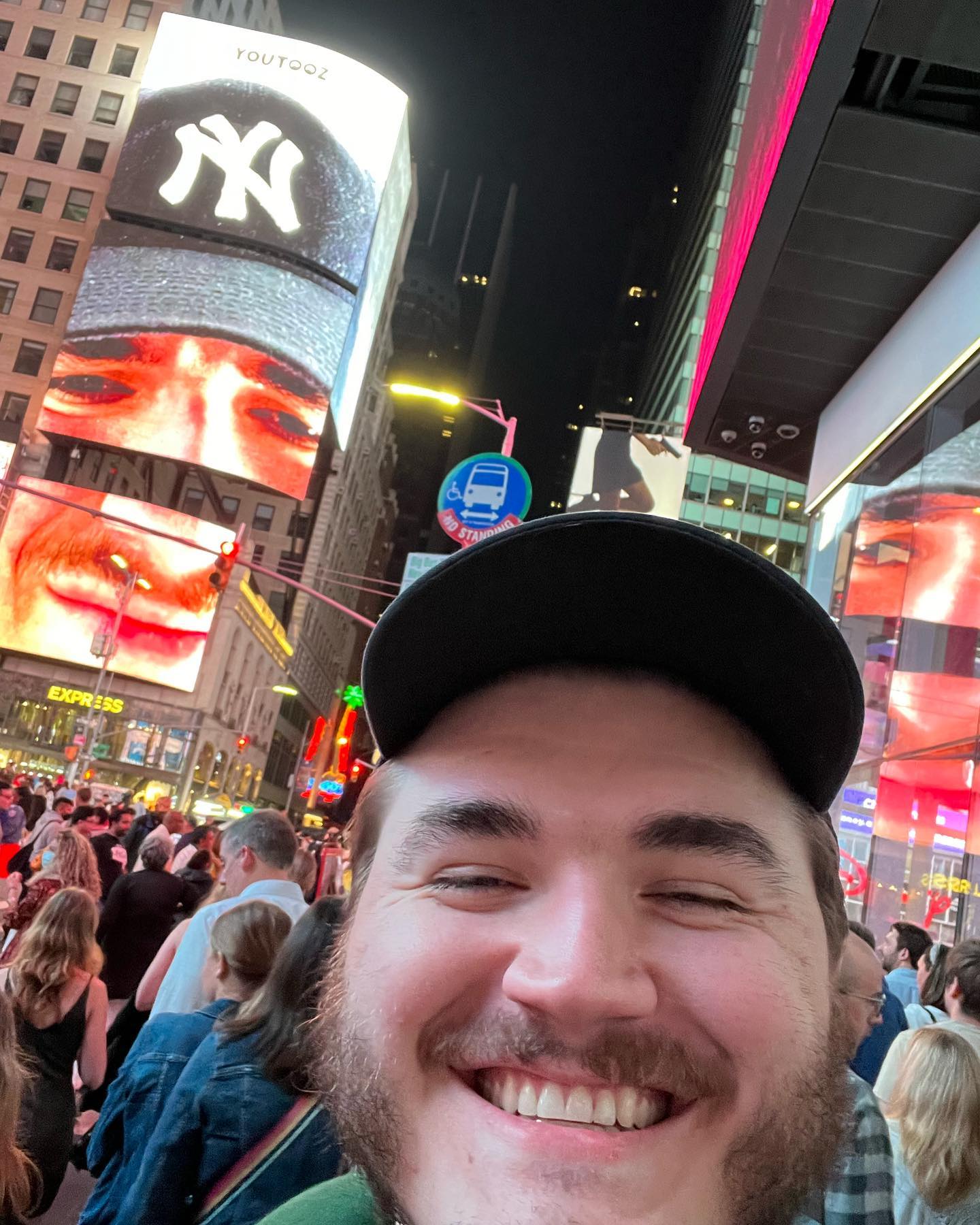 Jschlatt Net Worth: Unveiling His Massive Earnings & Online Empire in ...