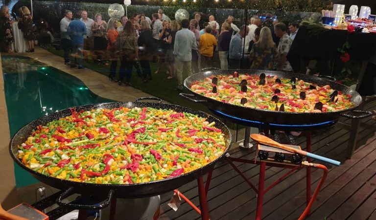 How to Choose a Paella Corporate Caterer in Sydney | Corporate Events